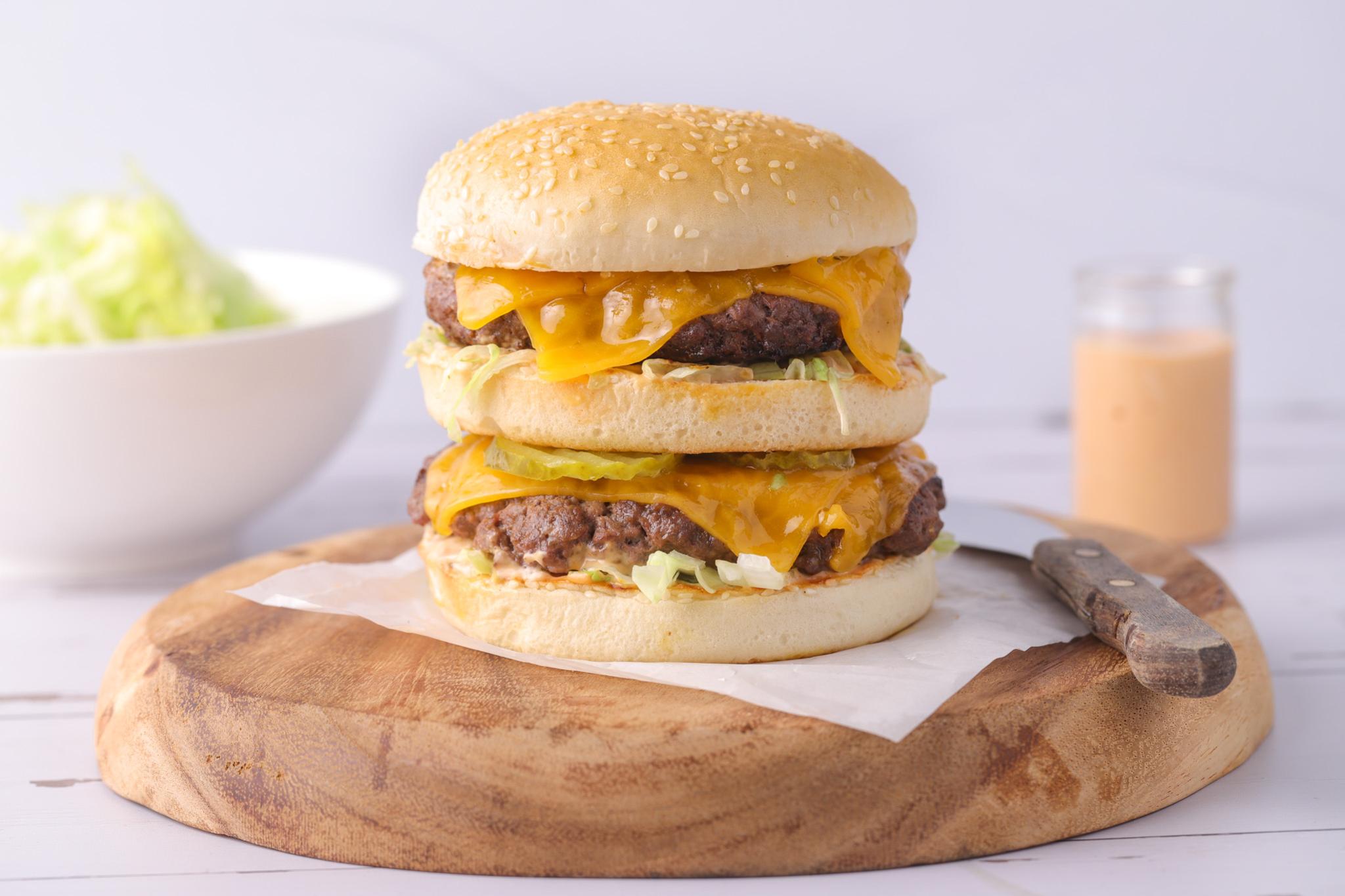 FAKEAWAY FRIDAY: THE TRADITIONAL MAC - LeaderBrand